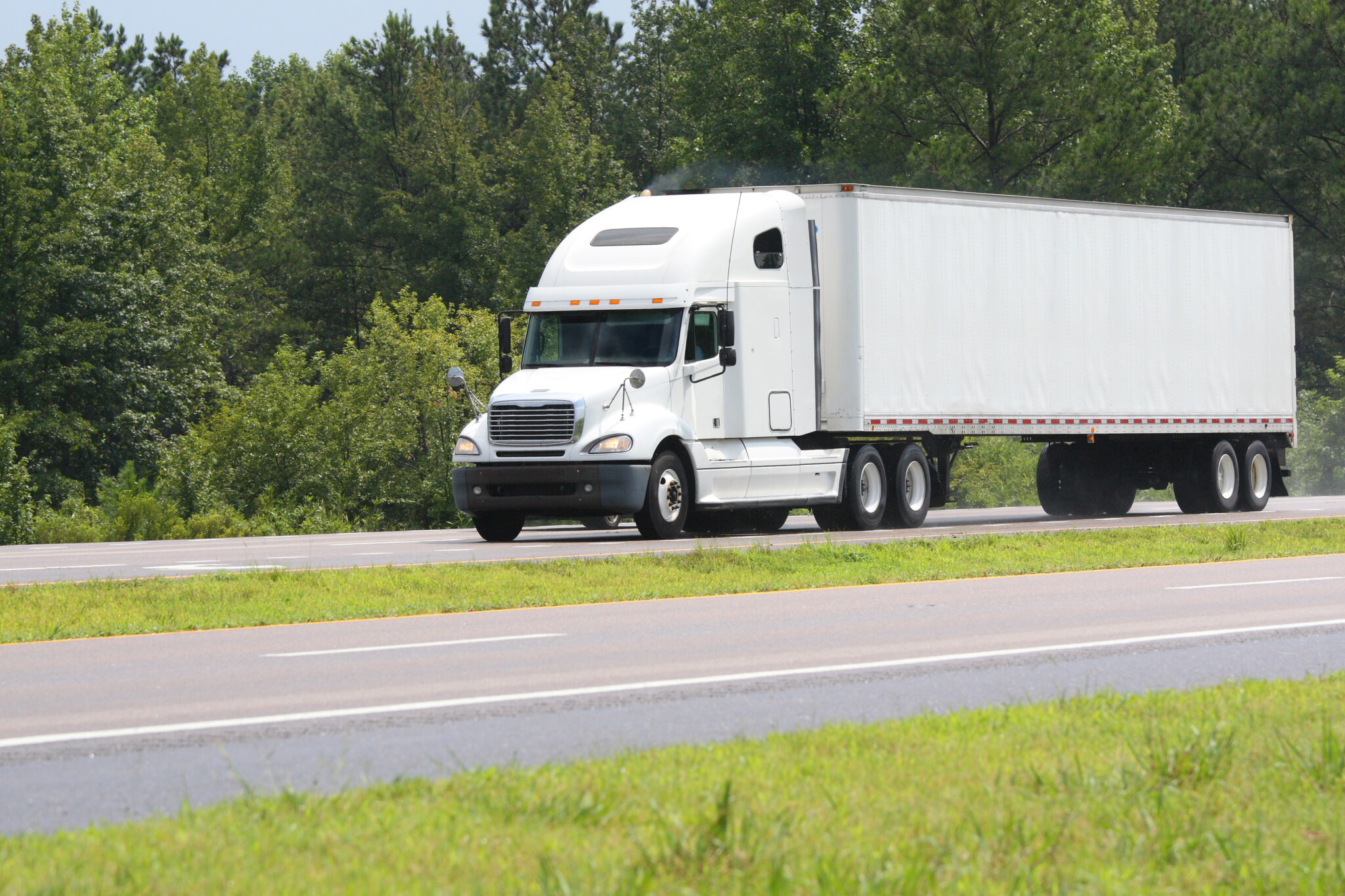 Practical Tips for Managing Your HOS as an OTR Driver | Barr-Nunn